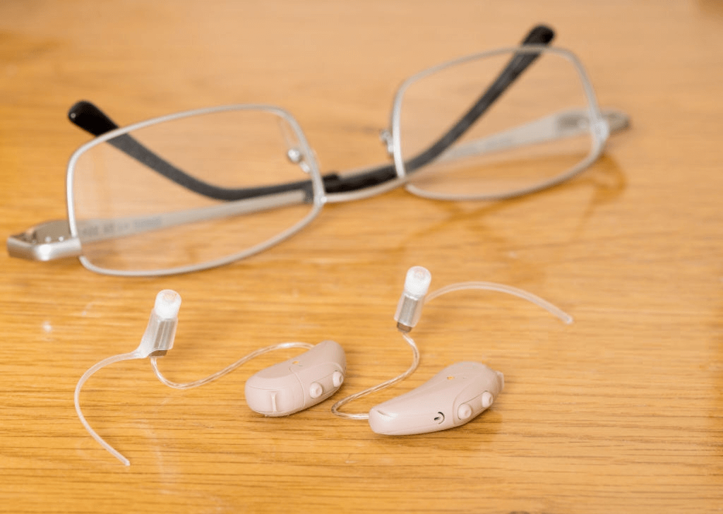 Can I Just Wear One Hearing Aid? — Perfect Hearing