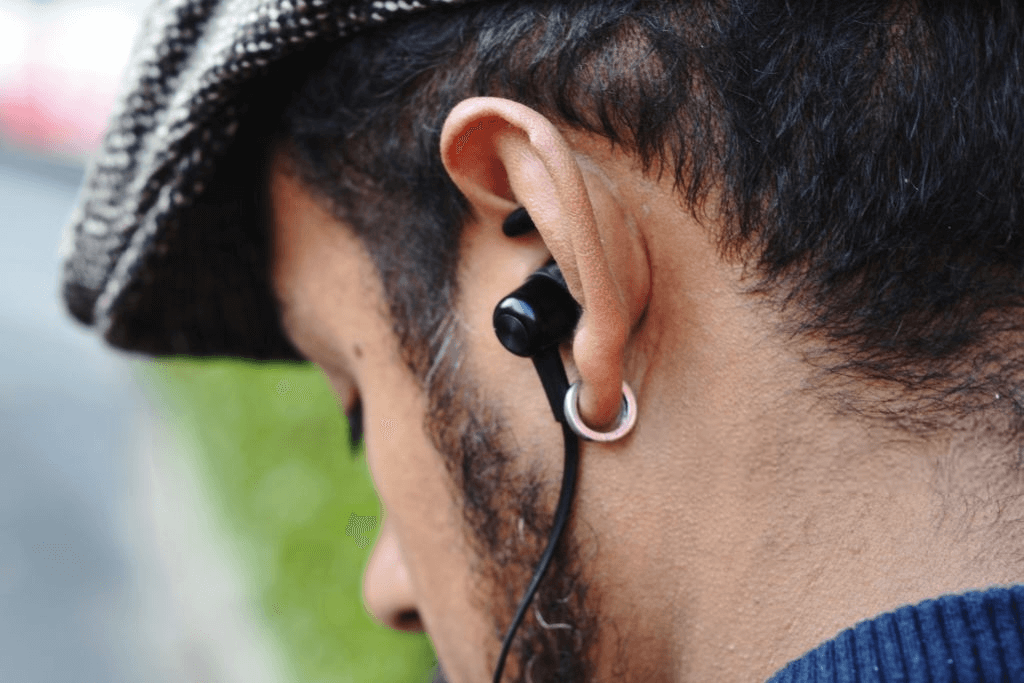 The Next Innovation of Hearing Aids — Perfect Hearing